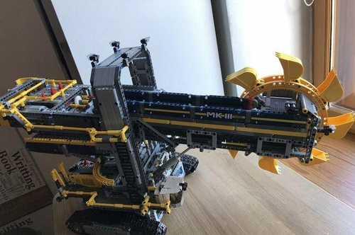 Lego technic42055