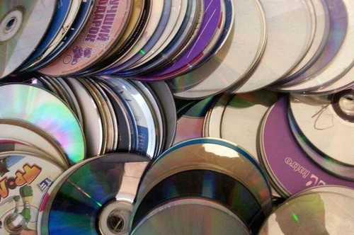 DVD-диски с художественными фильмами 93 шт