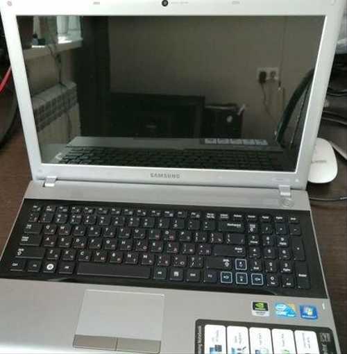 Ноутбук Samsung RV-511