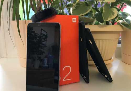 Продам Xiaomi Redmi S2 3/32 + Xiaomi Mi Band 4