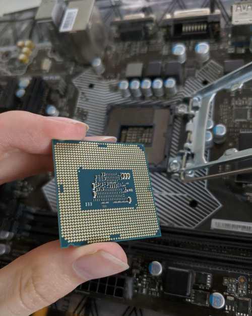 Intel Pentium G4600, MSI H110M, кулер