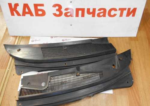 Жабо (решетка стеклоочистителя) Ford Mondeo 1 2
