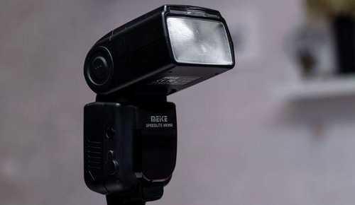 Вспышка Meike Speedlite MK950 Canon