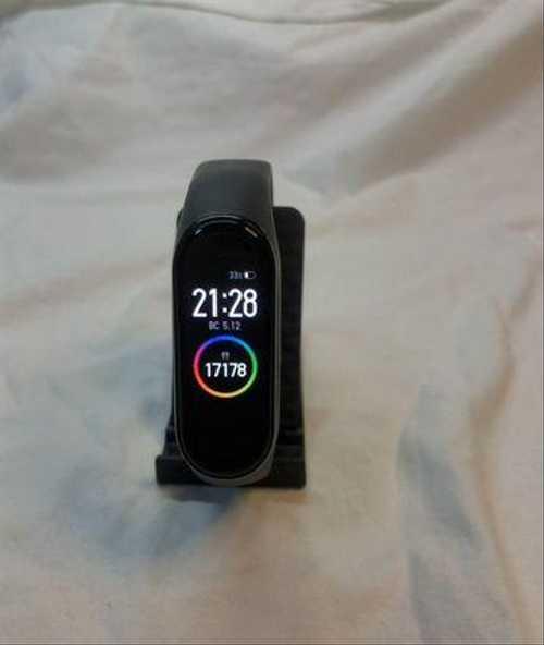 Браслет xiaomi mi band 4
