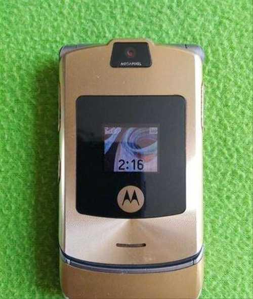 Телефон Motorola Razr V3i