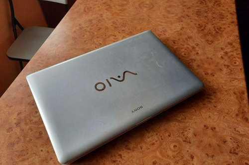 Ноутбук Sony Vaio i3