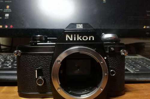 Nikon Em (body) Плёночный фотоаппарат