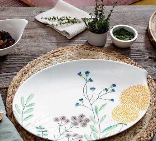 Блюдо /Villeroy Flow Couture Oval platter