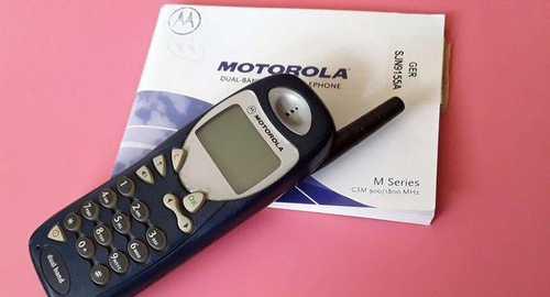 Телефон Motorola M3888