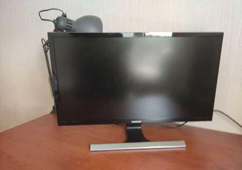 Монитор SAMSUNG U28E590D 28"