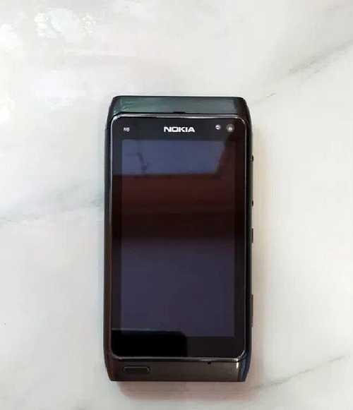 Nokia N8 смартфон