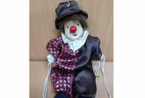 Кукла Клоун на качелях 27 см фарфор