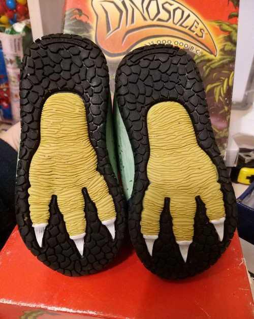 Кроссовки Dinosoles