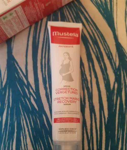 Крем от растяжек Mustela