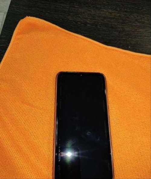 Продаю телефон бу, Redmi 7. Телефон в хорошем сост