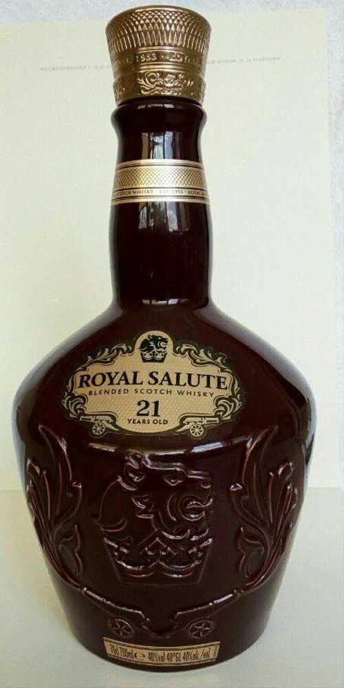 Фарфор бутылка Chivas Regal Royal Salute 21yesrs o