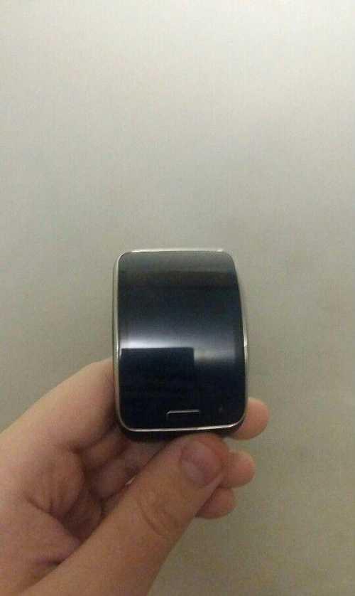 Часы Samsung Gear S