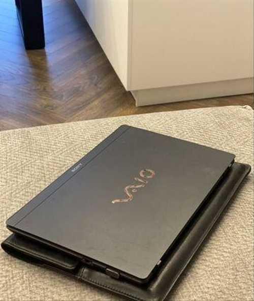 Sony vaio VPC-X11S1R