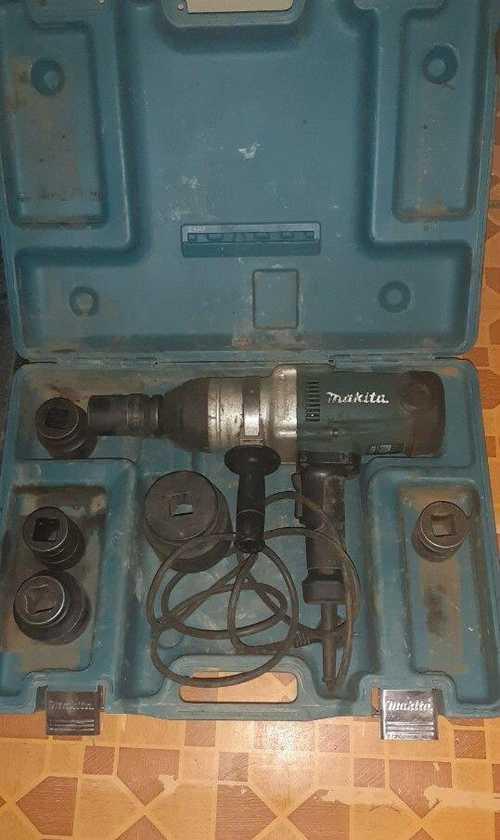 Гайковерт ударный makita TW1000