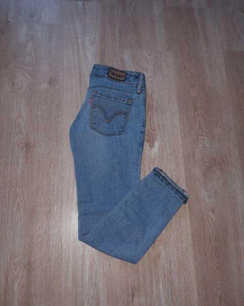 Джинсы Levi's