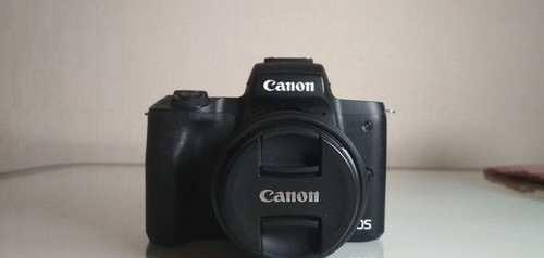 Фотоаппарат Canon EOS M50 Kit