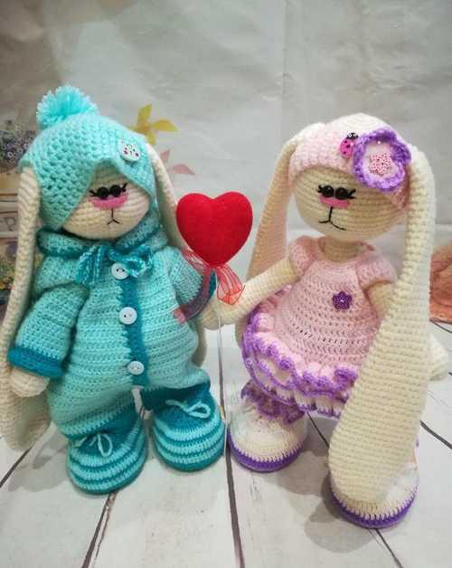 Заяц вязаный