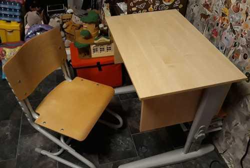 Детский письменный стол и стул «дэми»