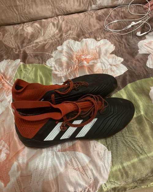 Бутсы Adidas Predator