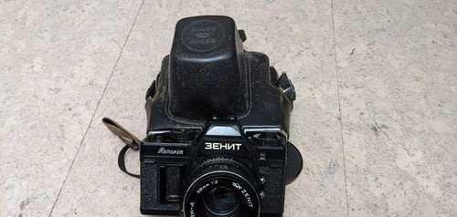 Пленочный фотоаппарат "Зенит-автомат"