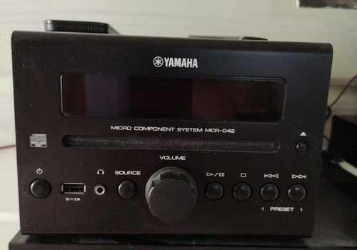 Yamaha MCR-042 Ямаха