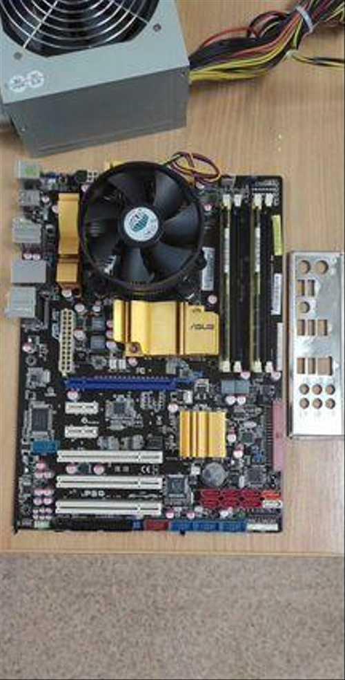 Asus P5Q s775 +4gb DDR2 +E7200