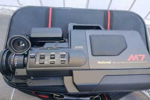 Видеокамера National M7