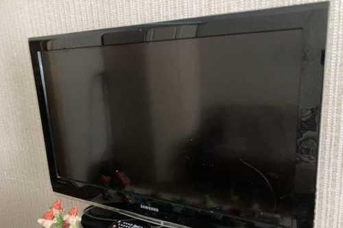 Телевизор Samsung 94 см