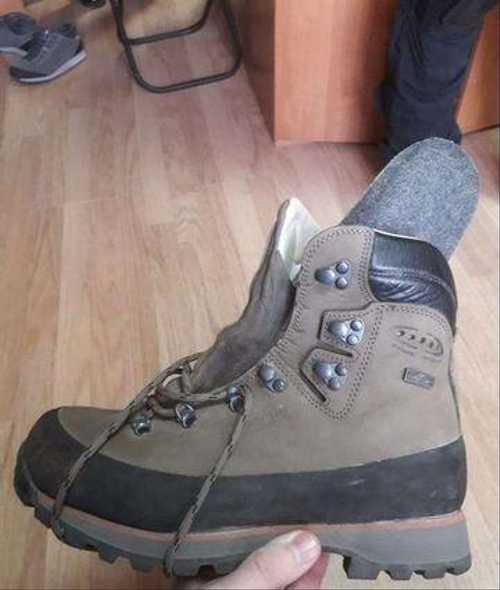 Трекинговые ботинки Trezeta размер 41