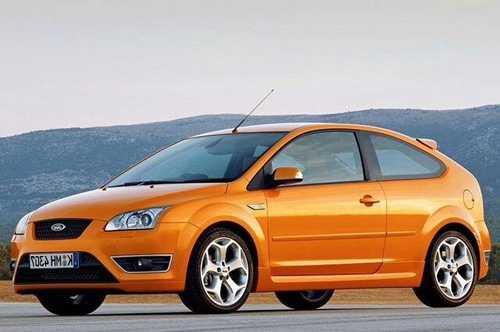 Накладки Ford Focus 2 HB 3D на пороги ST 2004-2011