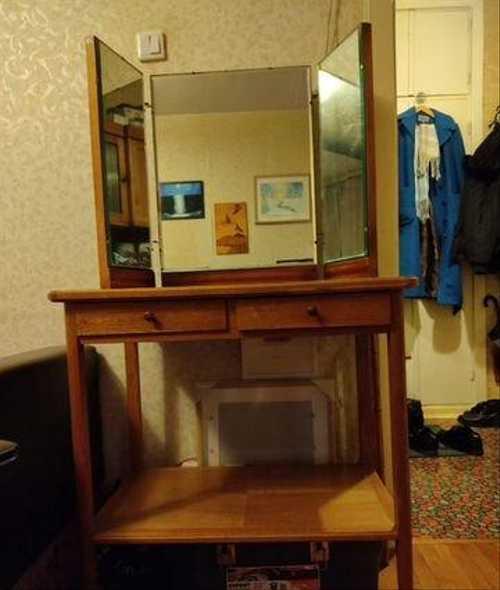 Трельяж с зеркалом (туалетный столик) из массива