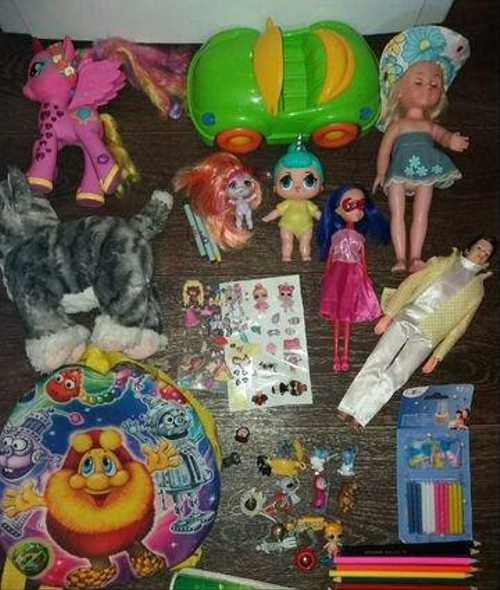 Набор игрушек бу для девочки : Куклы 3 шт и др