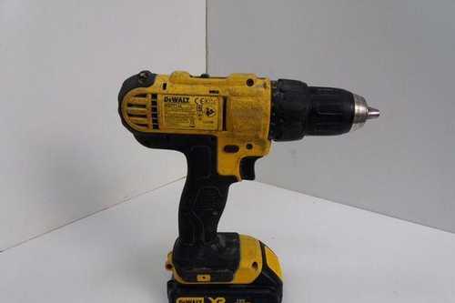 Шуруповерт Dewalt DCD771-KS