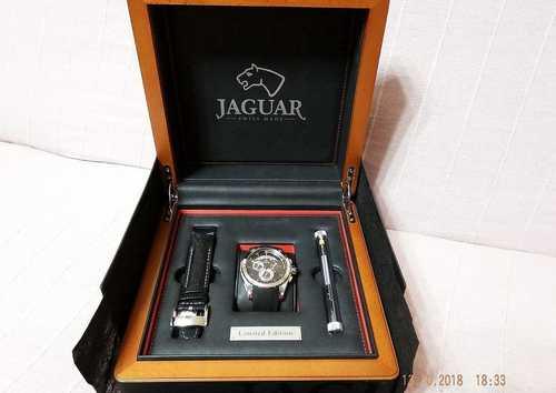 Швейцарские часы-хронограф "Jaguar" J 650/1