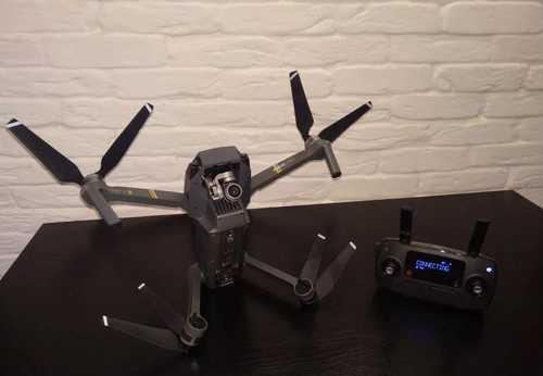 Продаю квадрокоптер DJI Mavic PRO