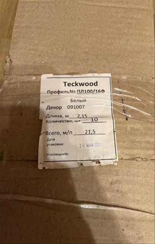 Плинтус TeckWood Белый 100*16*2150 Фигурный