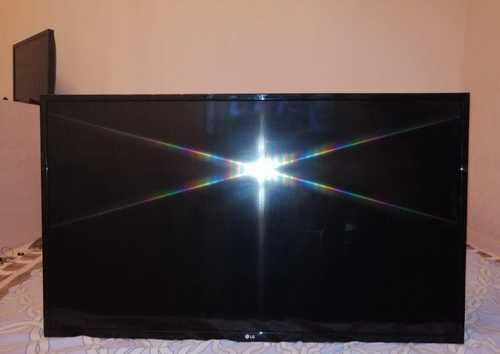 Продам телевизор LG 43LG510V