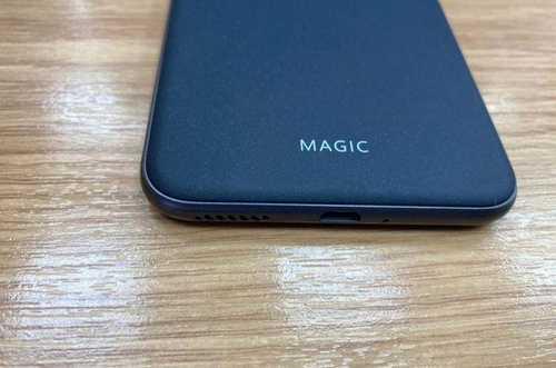 Телефон BQ 6040L Magic Black