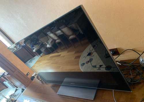 Телевизор Sony Bravia KDL-40HX700 40"
