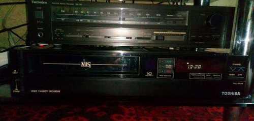 VHS Видеомагнитофон Toshiba V-83CZ