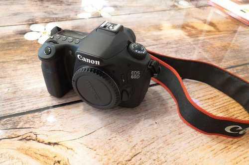Фотоаппарат Canon EOS 60D