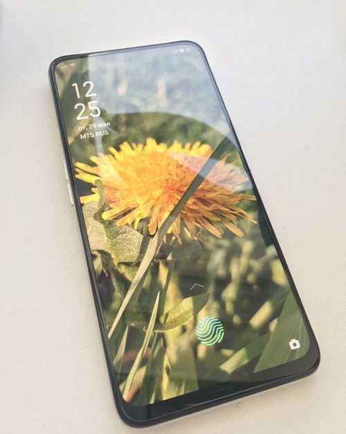 Телефон Oppo Reno2 Z