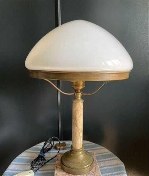 Лампа настольная старинная