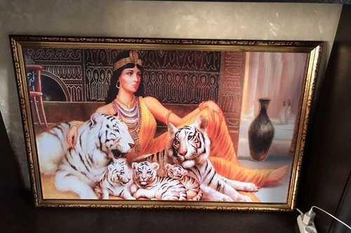 Картина Клеопатра с белами тиграми