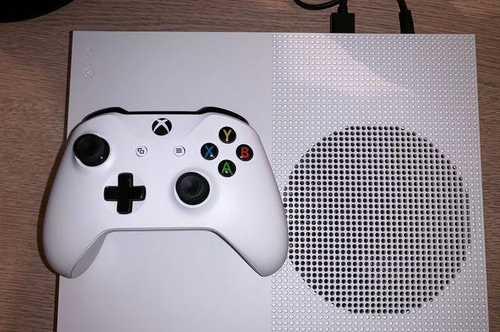 Xbox One S 1 тб